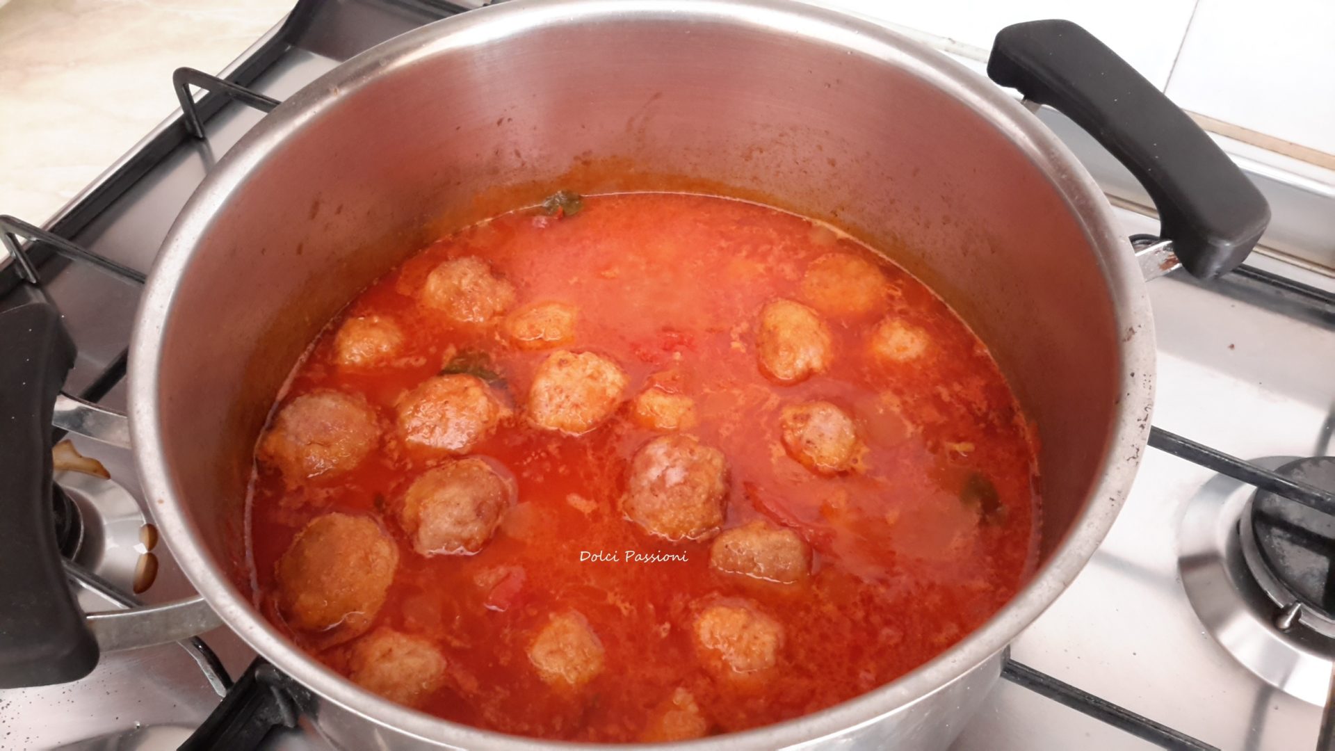 Polpette di carne al ragù-Dolci Passioni - Dolci Passioni